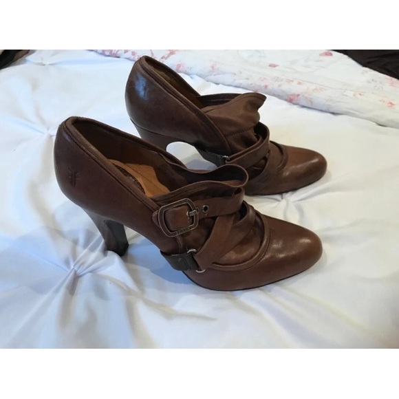 Frye | Shoes | Frye Brown Leather Heels Vintage 4s Style Booties ...